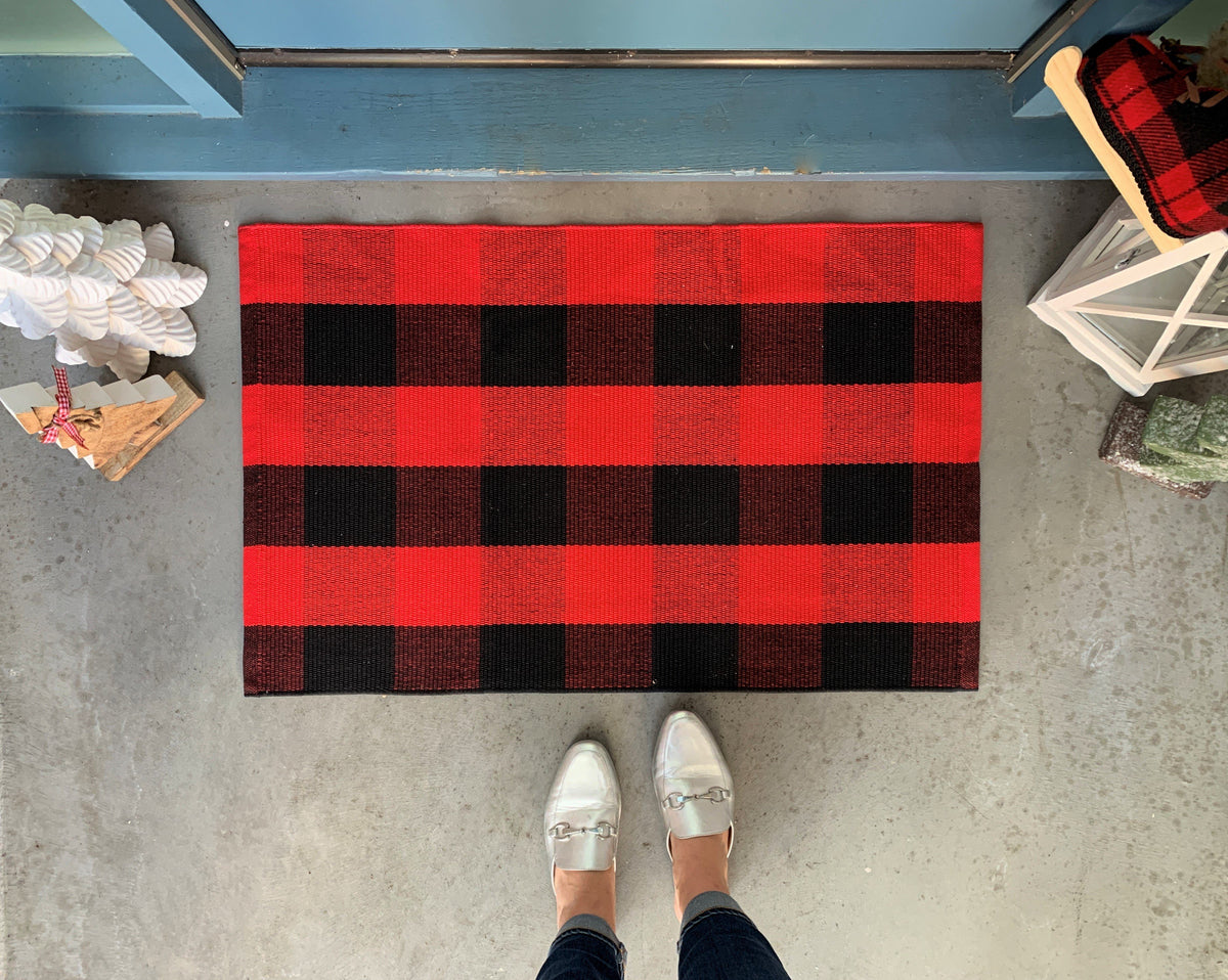 Red and Black Buffalo Check Accent Rug